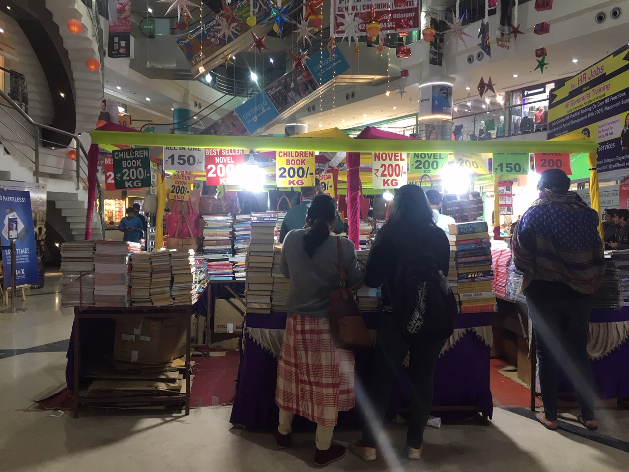 Book Lovers! Here’s where you can get 1 Kg books at Rs. 200 in Udaipur ...