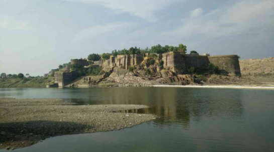 This Fort in Jhalawar is India’s only Fort Built without Foundation ...